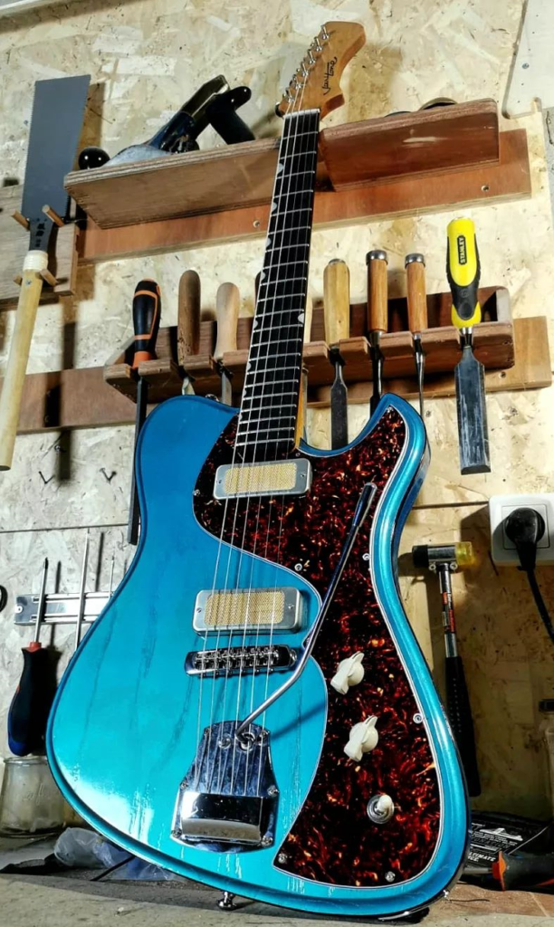 Offset T Varitone